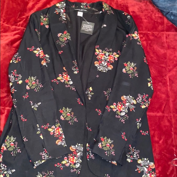 Jackets & Coats | Large Black Flower Design Blazer | Poshmark